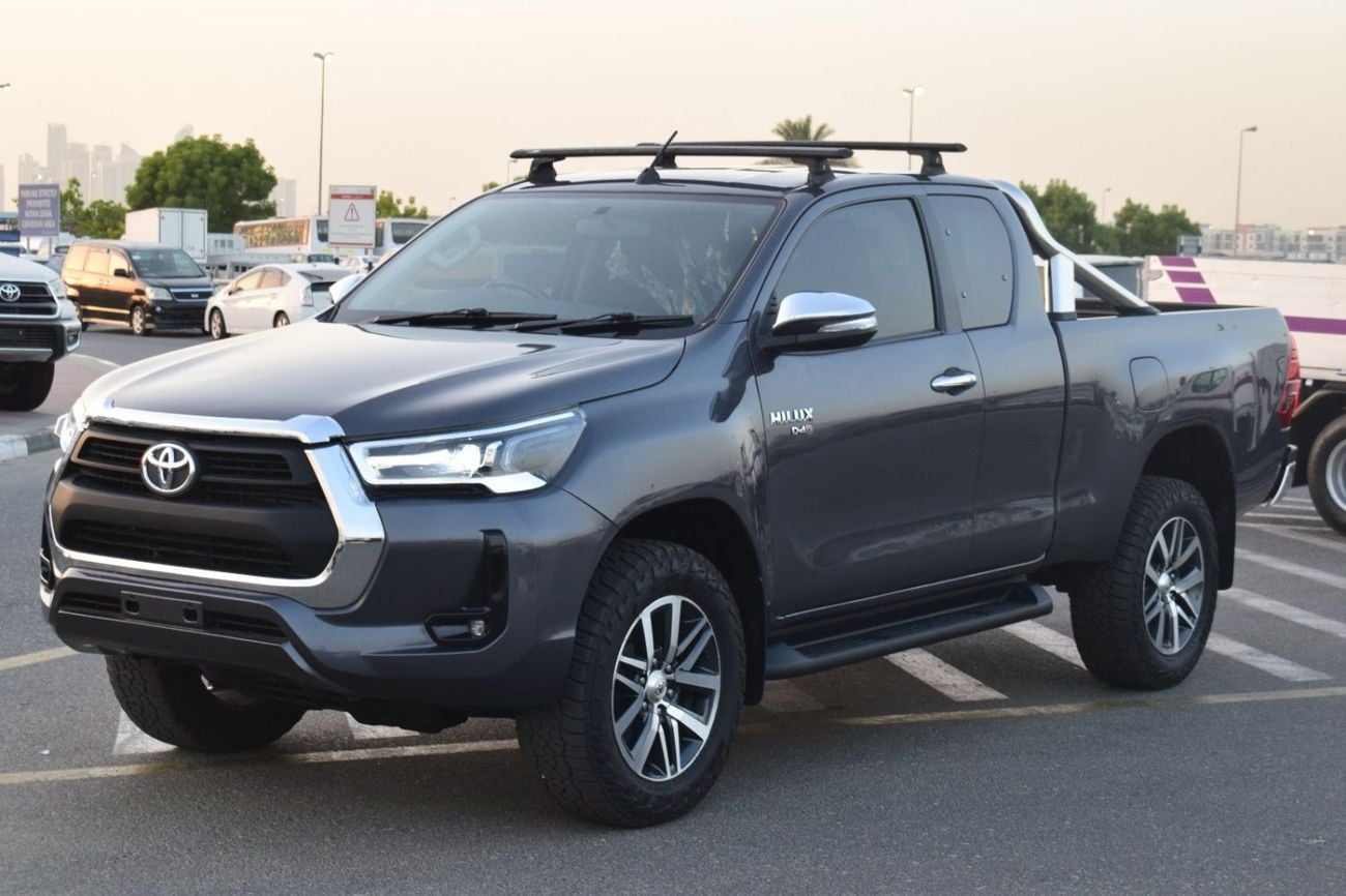 Used 2018 TOYOTA HILUX SMART CAB SR5 D4D 2018 for sale in Dubai - 781180