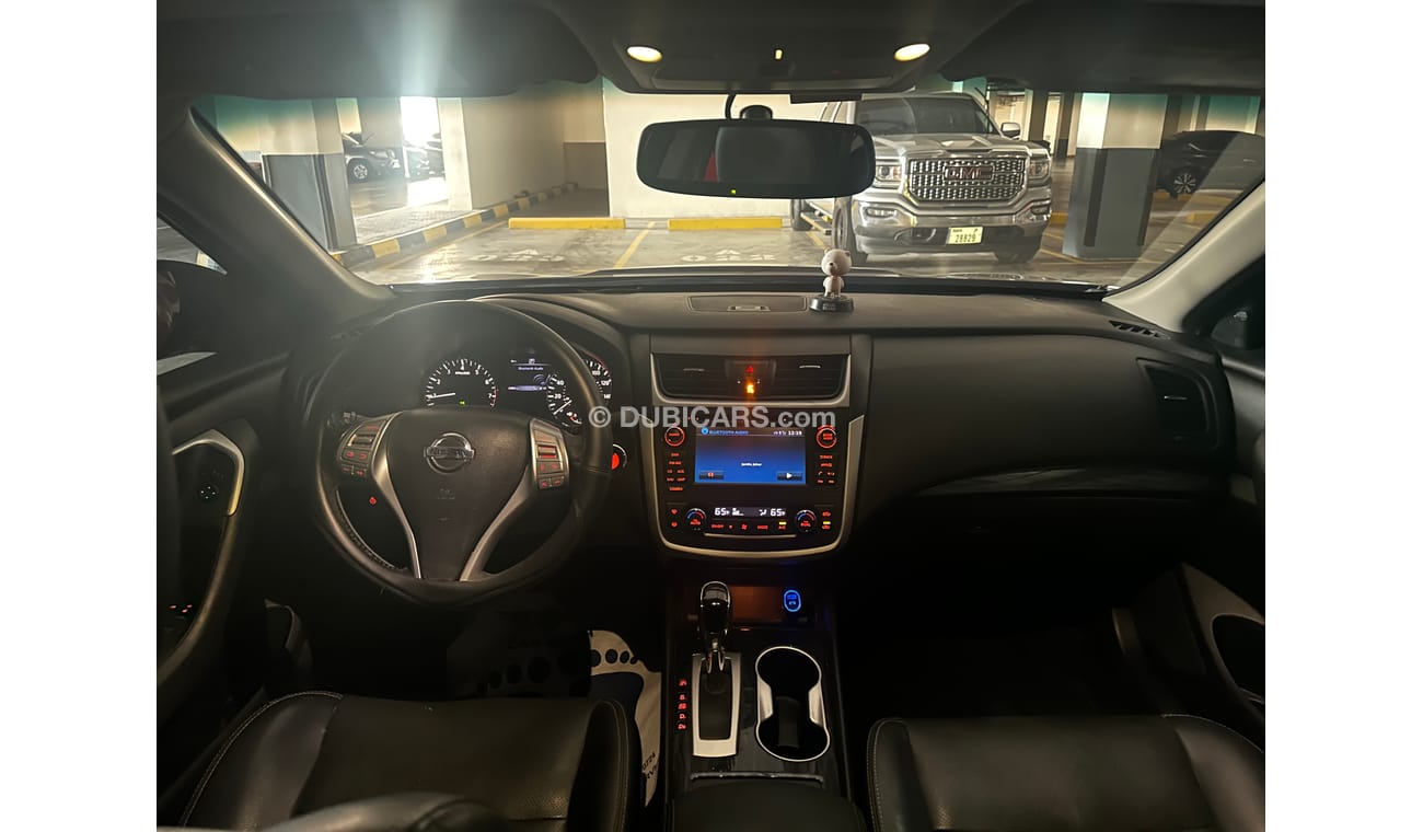 Used Nissan Altima SL 2016 for sale in Dubai - 631678