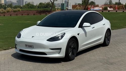 Tesla Model 3 Price in UAE, Images, Specs & Features