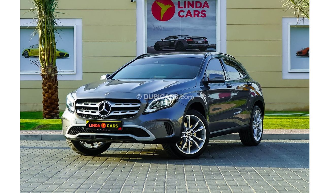 Used Mercedes-Benz GLA 220 Std 2019 for sale in Dubai - 689666