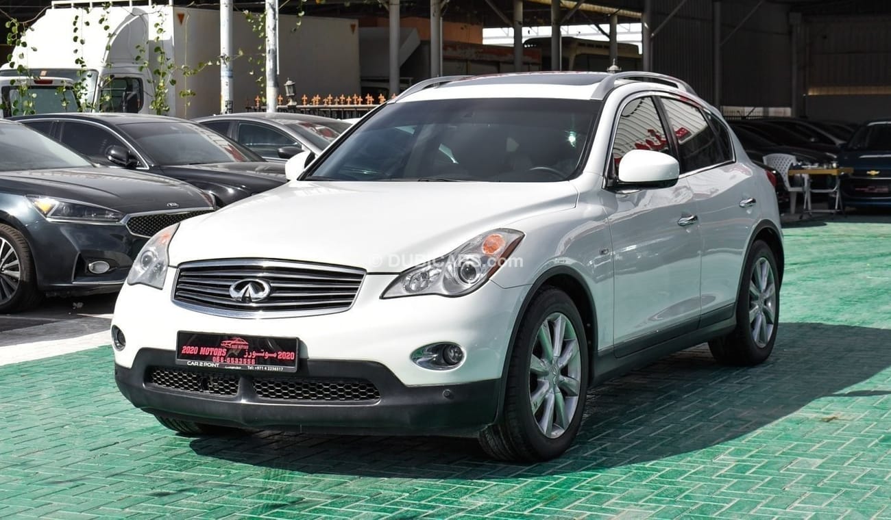 Used Infiniti QX50 2015 for sale in Ajman - 708988