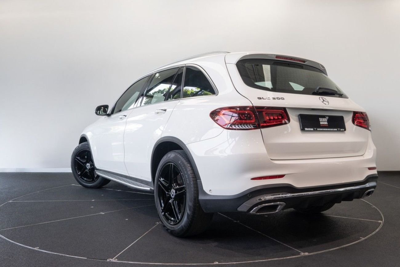 مستعملة مرسيدس بنز GLC 200 4MATIC 2021 للبيع في دبي - 854494