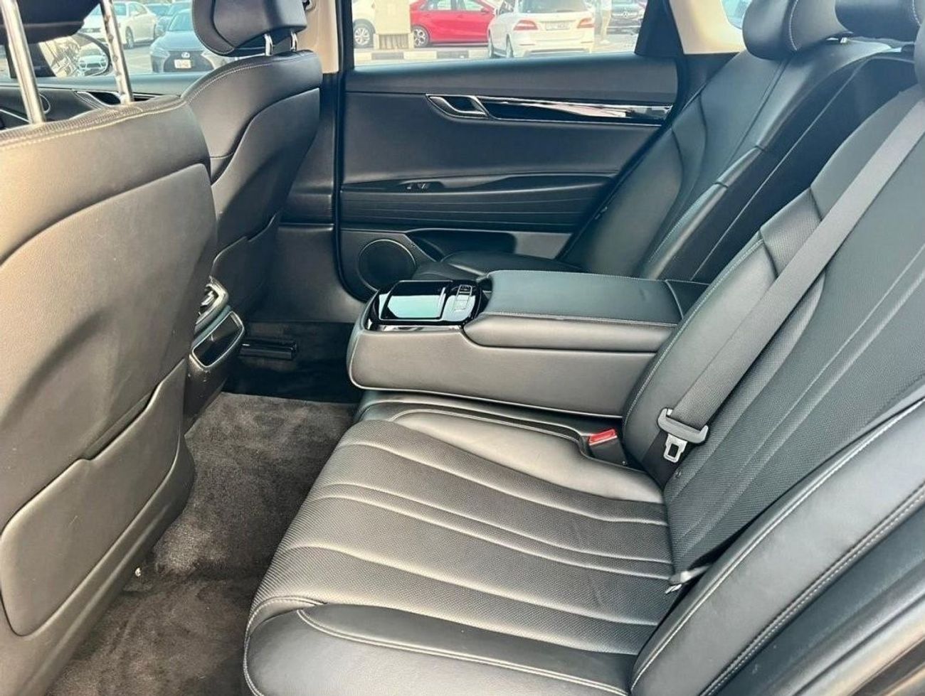 Used Genesis G80 Platinum 2021 for sale in Umm al-Quwain - 732389