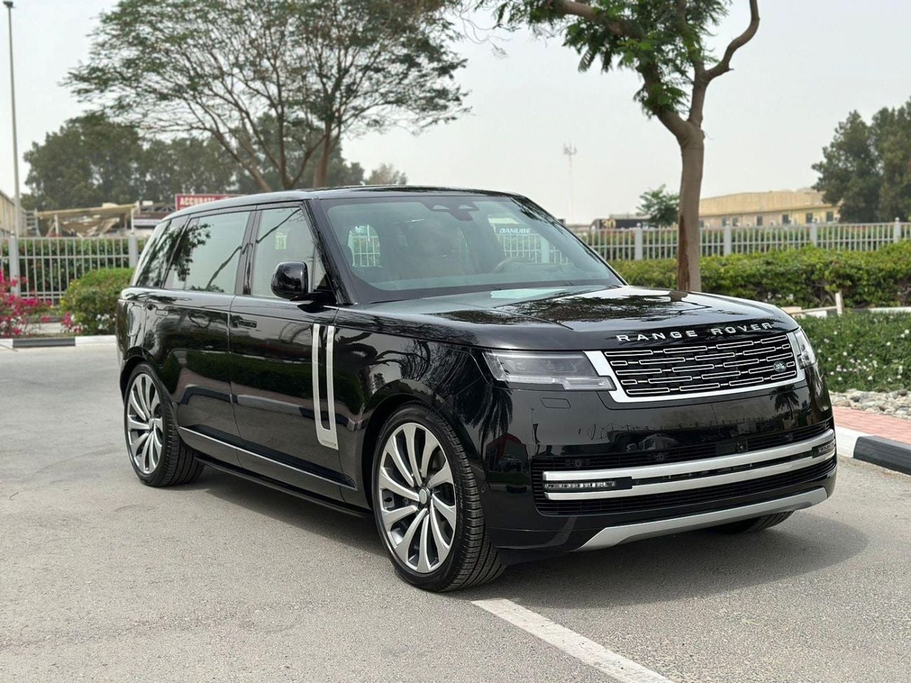 New Land Rover Range Rover LONG WHEEL BASE GCC SPEC UNDER WARRANTY AND ...