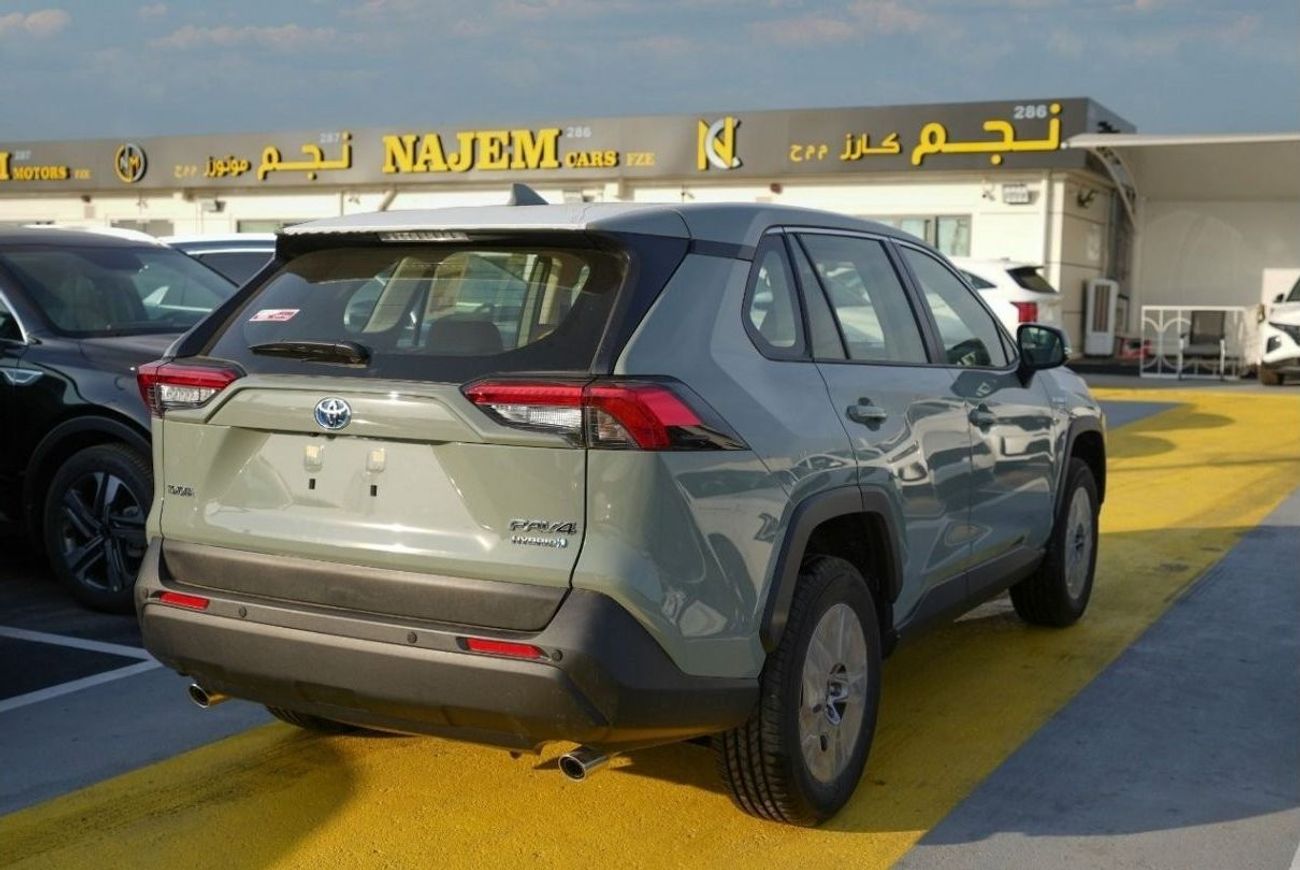 New Toyota RAV4 2.5L Hybrid 2023 for sale in Dubai - 573504