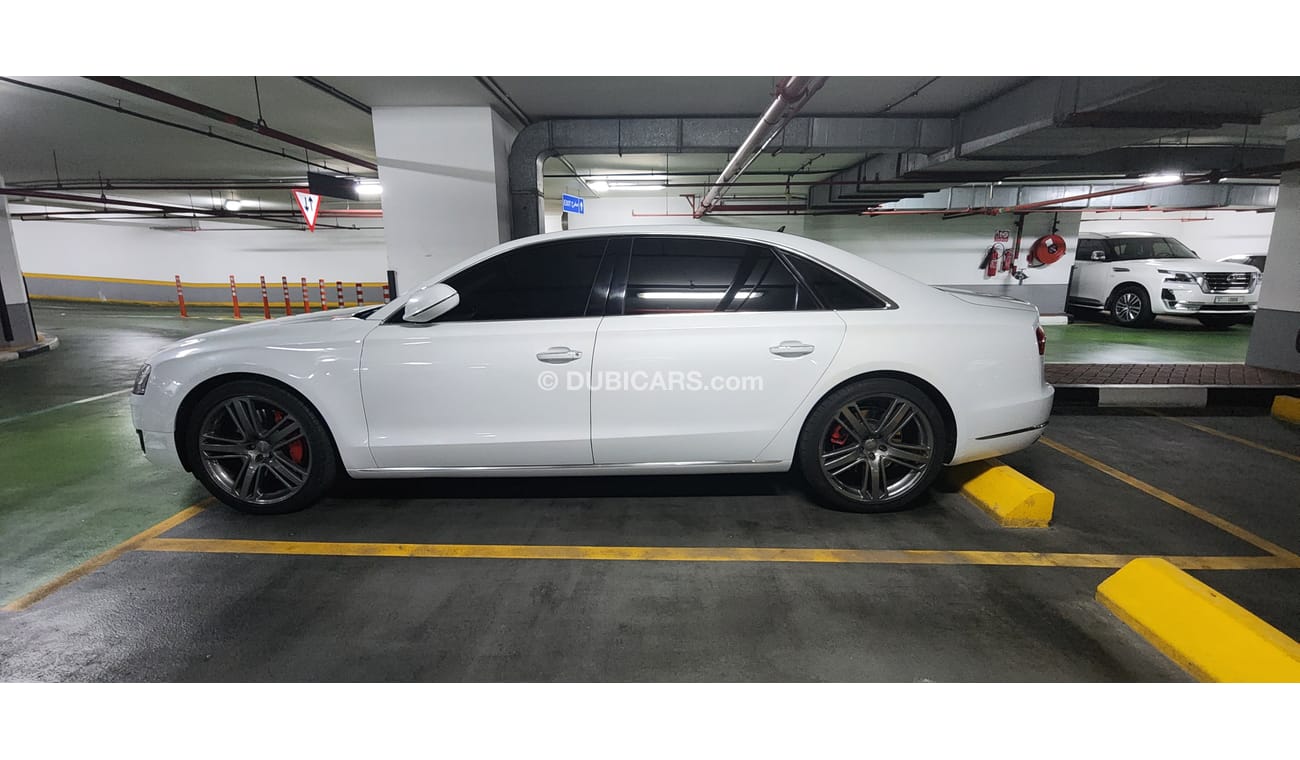 مستعملة أودي A8 Audi A8L 60TFSI (V8) Top Range 2015 للبيع في دبي - 685775