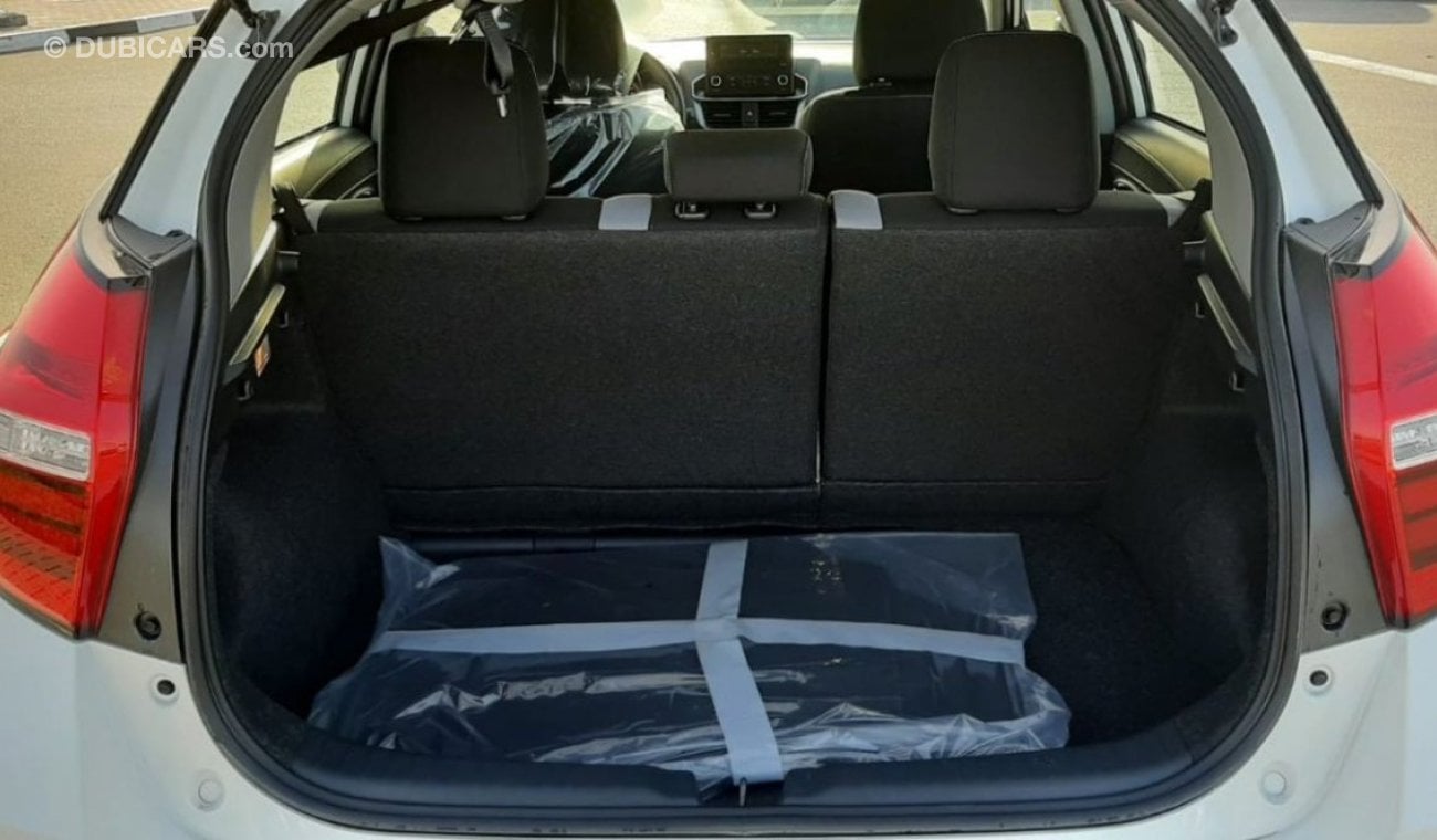 New TOYOTA YARISL HATCHBACK 1.5 LEFT HAND 2022 for sale in Dubai - 587751