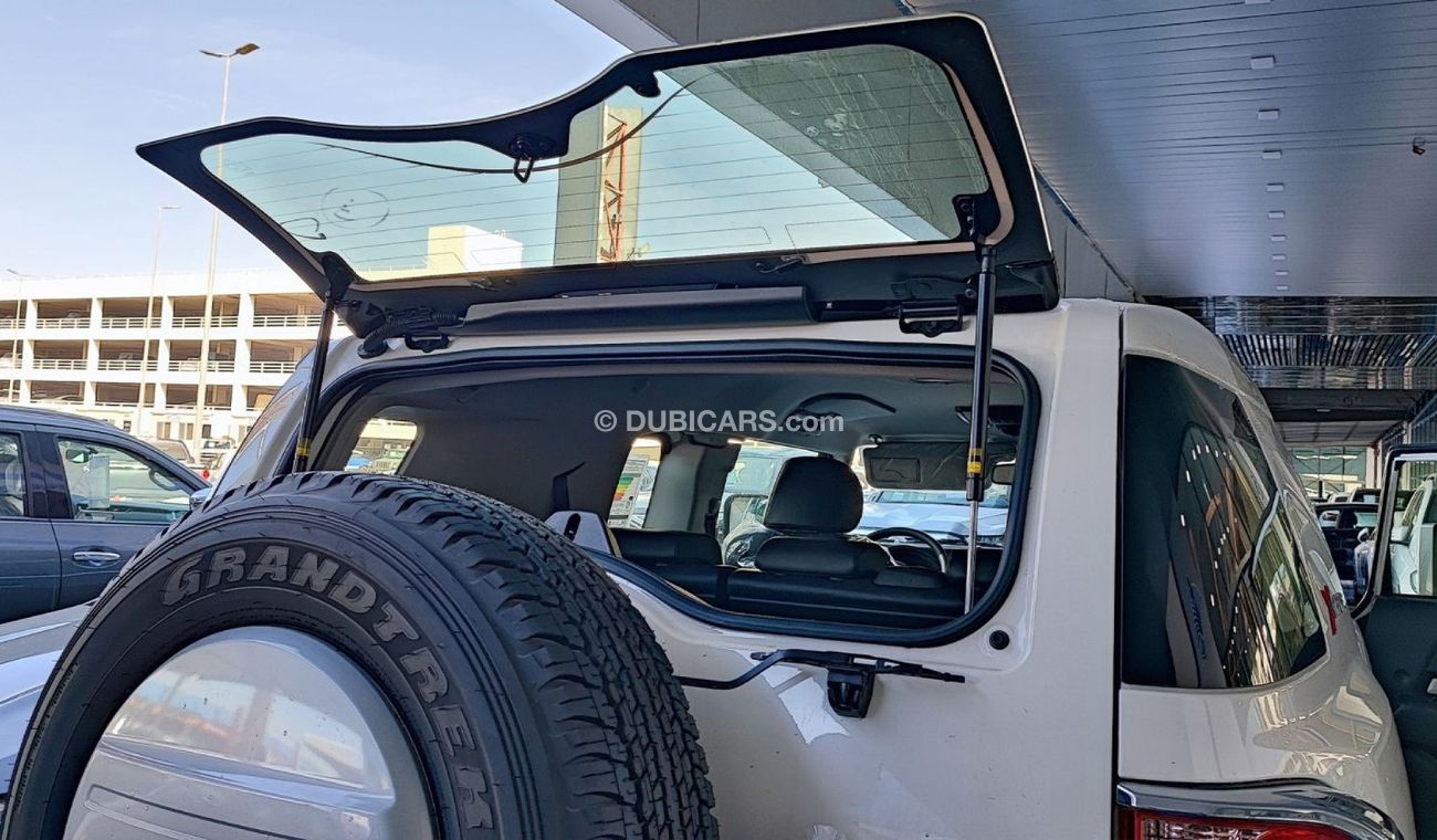 New TOYOTA FJ CRUISER 4.0L 2023 for sale in Dubai - 586760