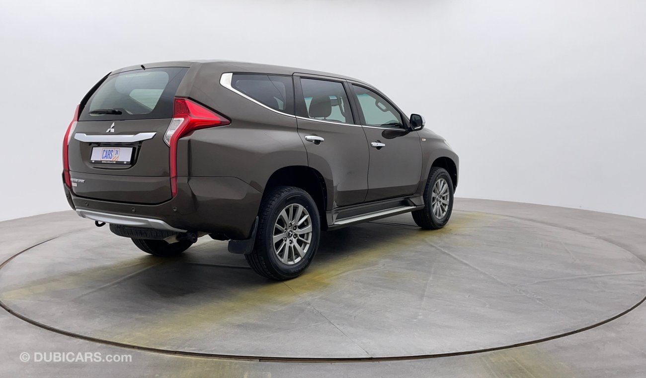 Used Mitsubishi Montero Sport 3000 2016 for sale in Dubai - 476262