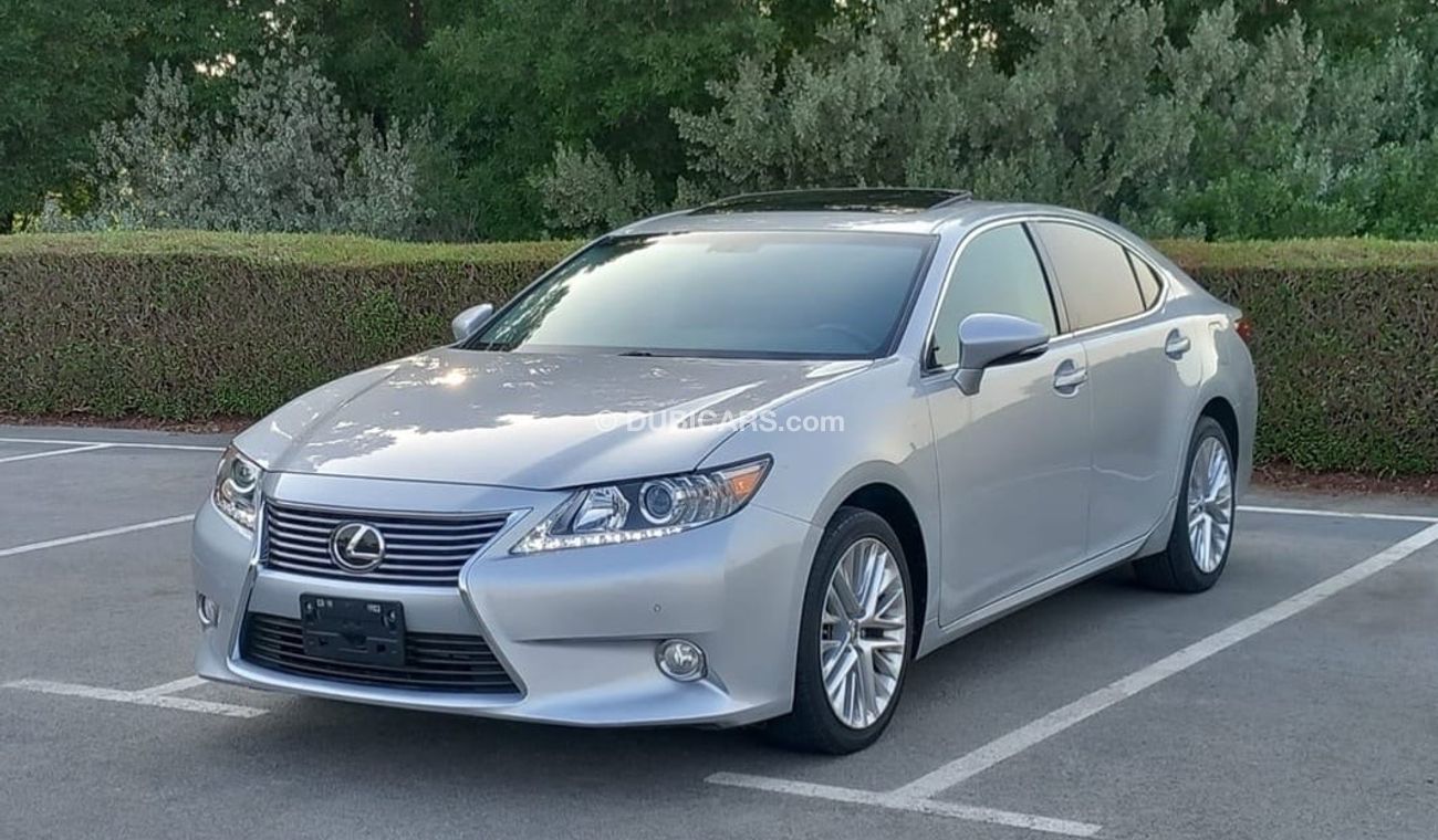 Used Lexus ES350 Full option 2015 for sale in Sharjah - 670035
