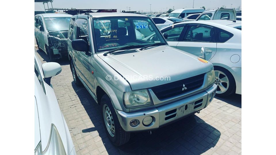 Used Mitsubishi Pajero Mini Mini 2001 for sale in Dubai - 615334