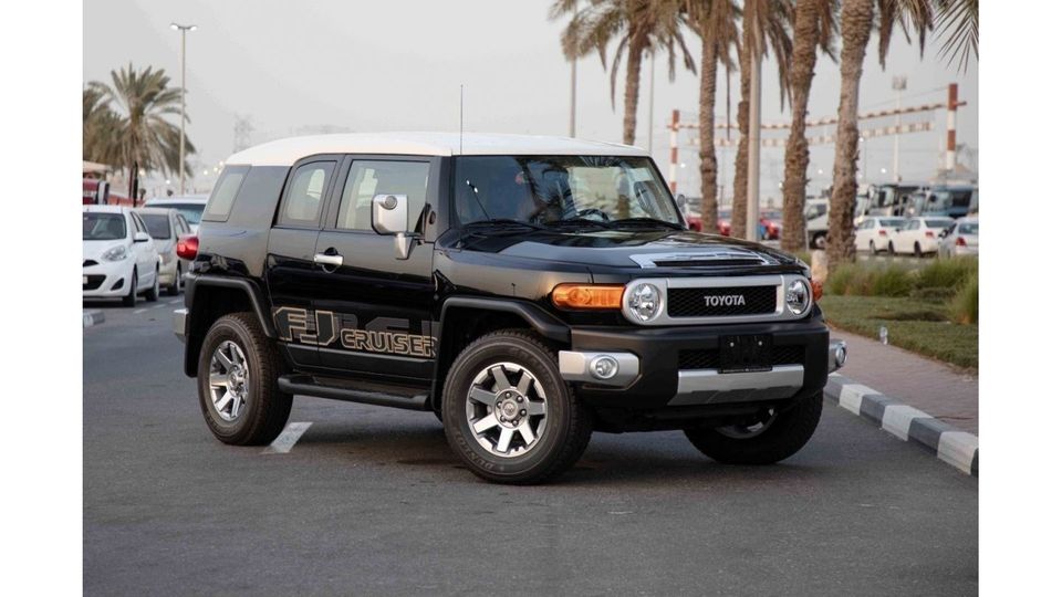 New 2023 Toyota FJ Cruiser 4.0 JBL - Black inside Black | Export Only ...