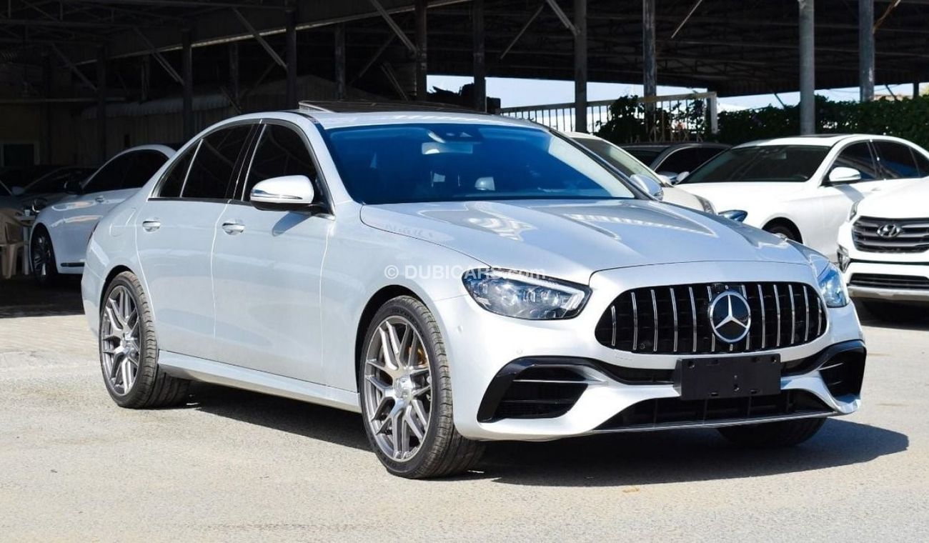Used Mercedes-Benz E200 AMG 2018 for sale in Dubai - 586571