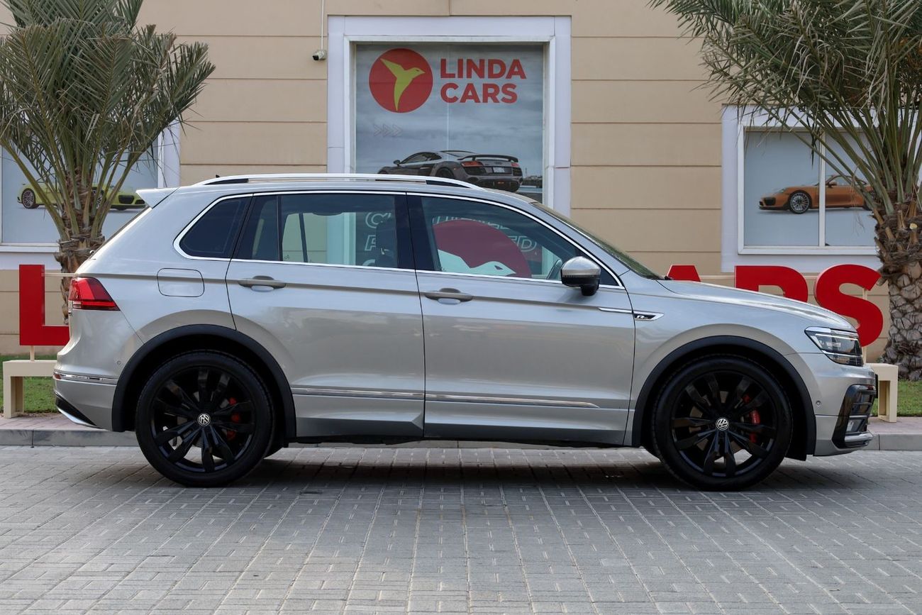 Used Volkswagen Tiguan R-Line 2019 GCC under Warranty with Flexible ...