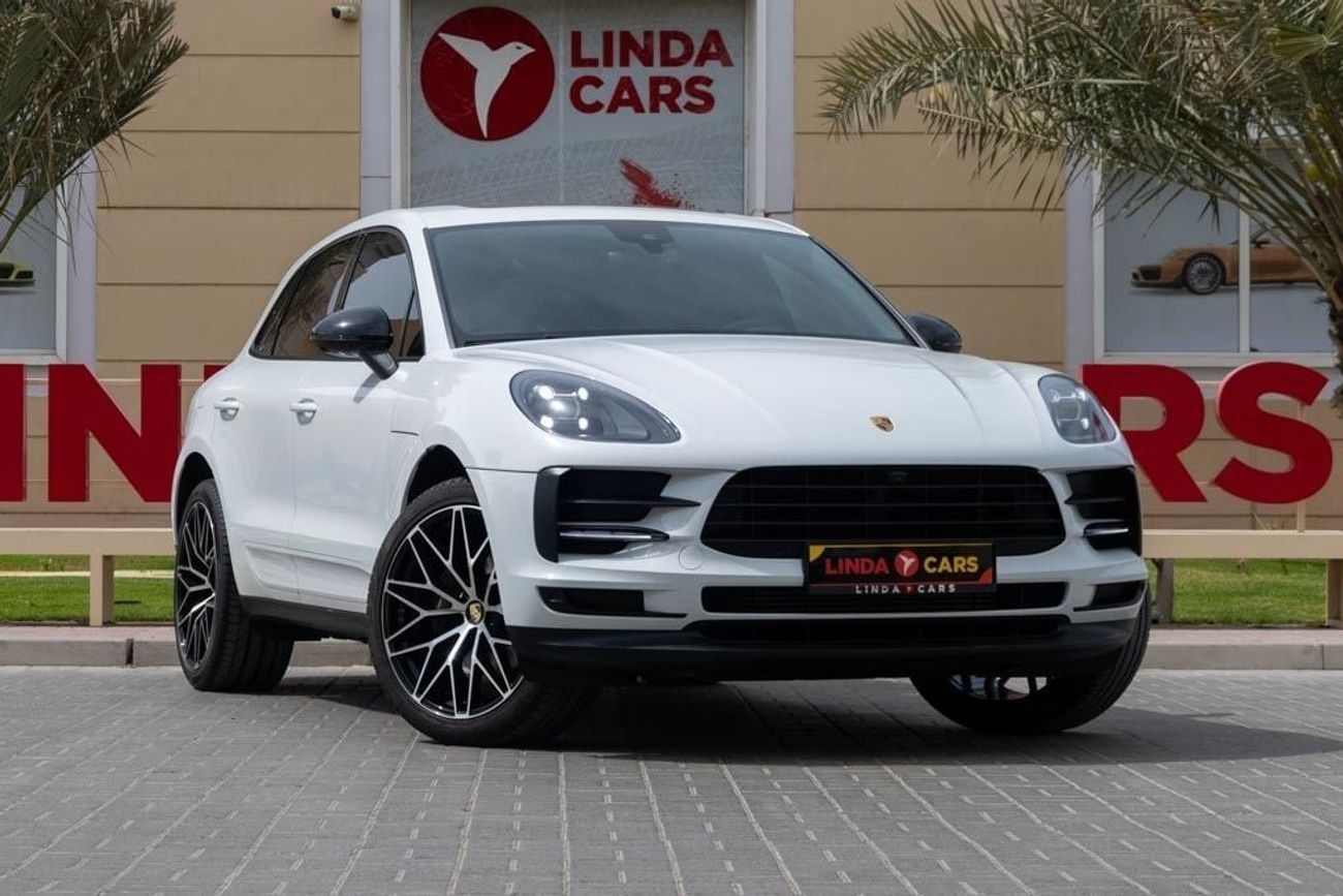 Used Porsche Macan Std 2.0L (252 HP) 2020 for sale in Dubai - 834166