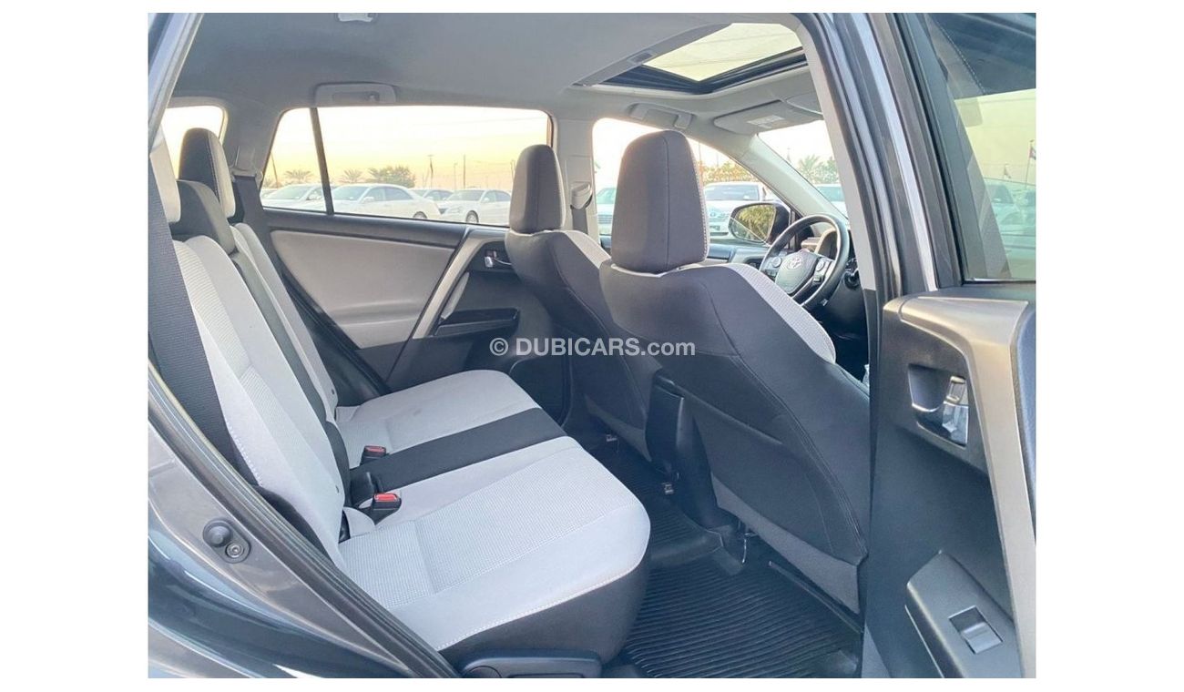 Used 2018 TOYOTA RAV4 XLE / AWD / FULL OPTION 2018 for sale in Dubai ...