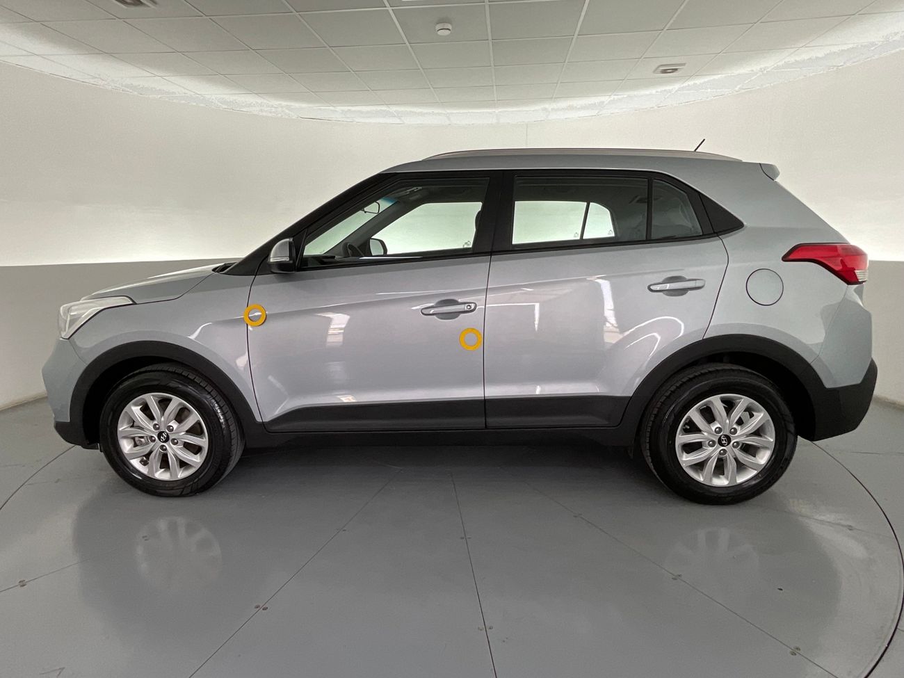 Used Hyundai Creta GL MID 2020 for sale in Dubai - 654867