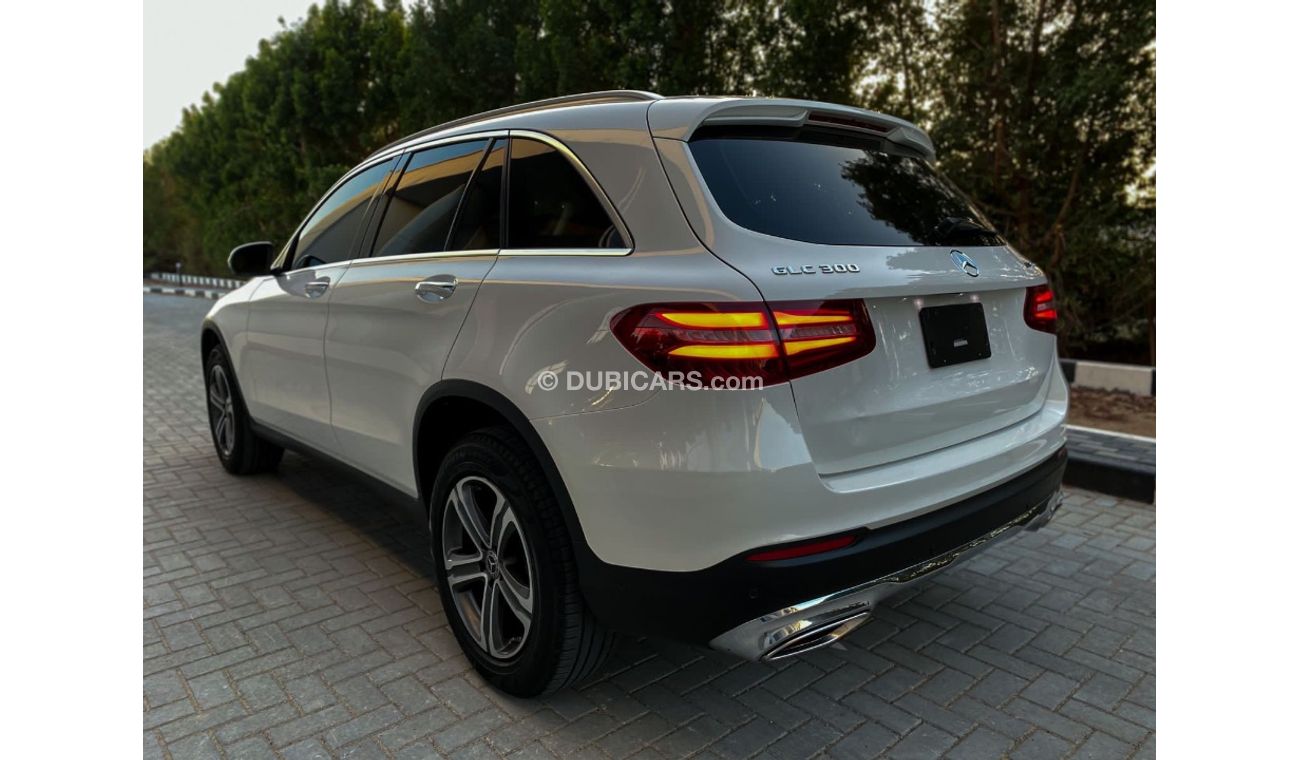 Used Mercedes-Benz GLC 300 MERCEDES GLC300 AMG 2018 (fully loaded) 2018 for sale in Dubai - 600062