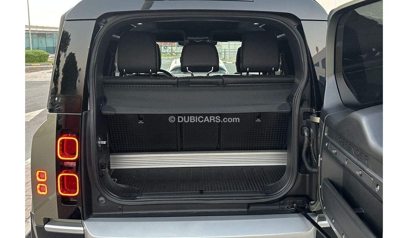Used Land Rover Defender P400 90 SE 3.0L (5 Seater) 2023 for sale in Dubai - 800384