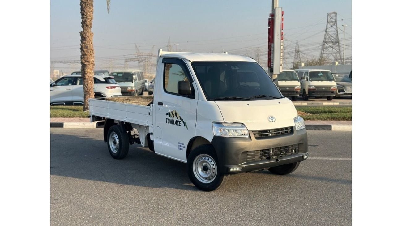 Used TOYOTA Lite Ace 2022 2022 for sale in Dubai - 783749