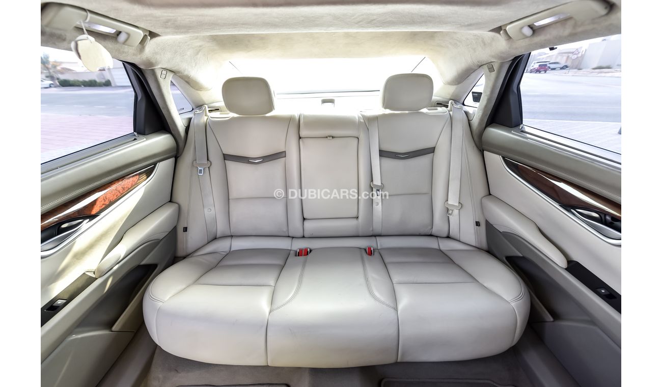 Used Cadillac XTS 4 2013 for sale in Dubai - 164726