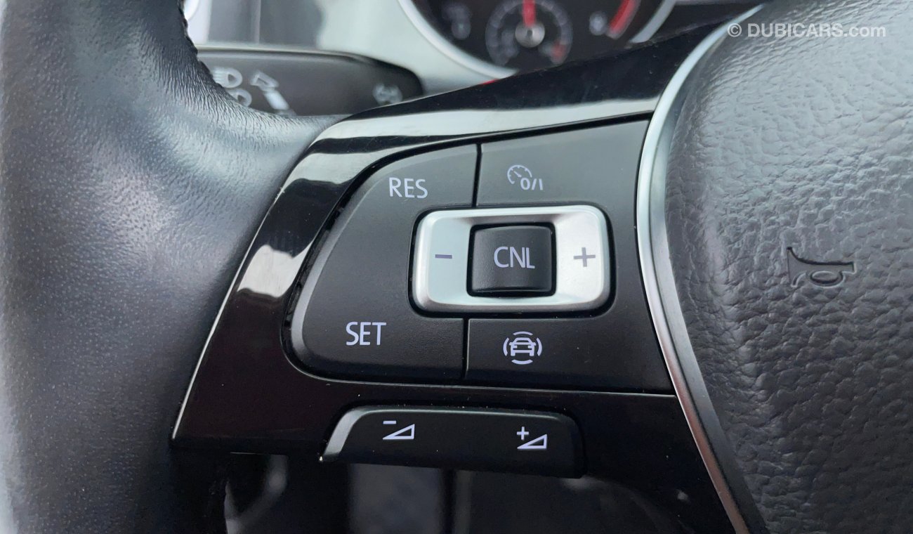Used Volkswagen Golf TSI SE 2000 2019 for sale in Dubai - 488431