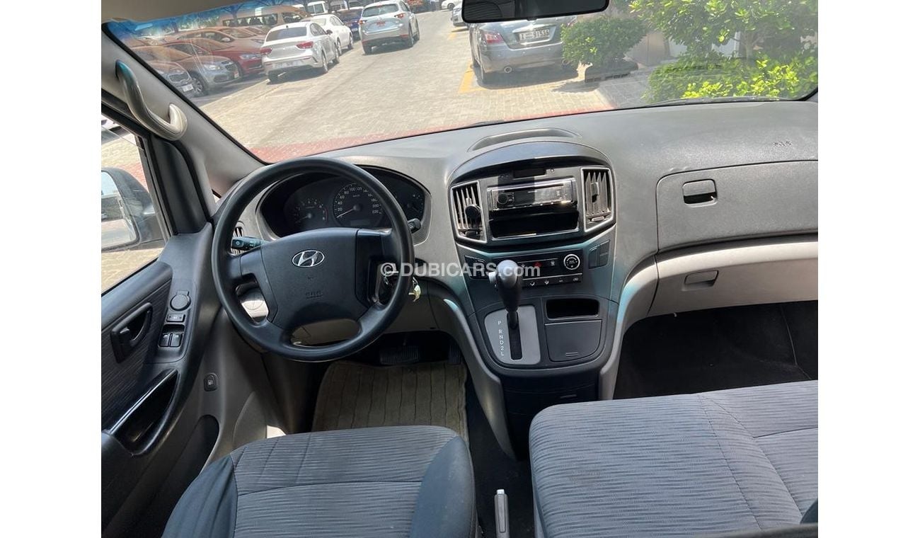 Used Hyundai H-1 Std Hyundai H1 | 2018 | GCC | Full automatic | 12 Seater | 2018 for sale in ...