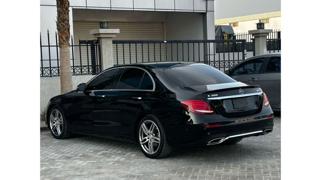Used Mercedes-Benz E300 Std 2017 for sale in Dubai - 714621
