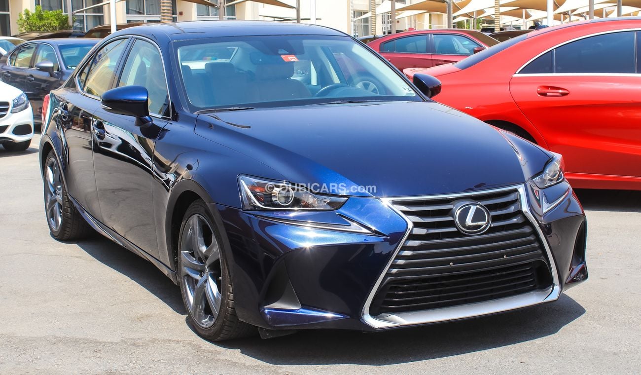 Used Lexus IS300 2017 for sale in Dubai - 262418