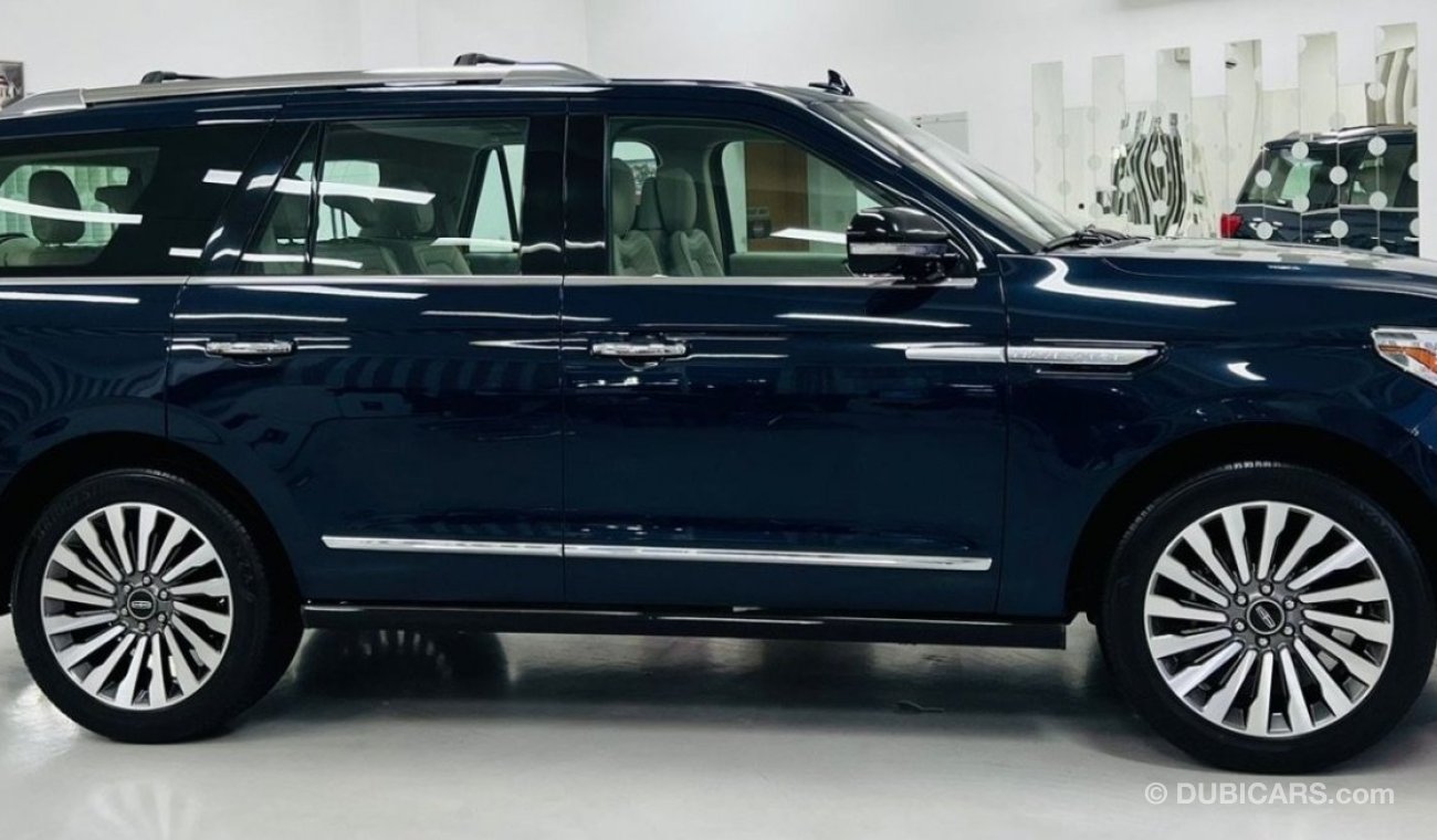 Used Lincoln Navigator Reserve GCC .. FSH .. Original Paint .. Perfect ...