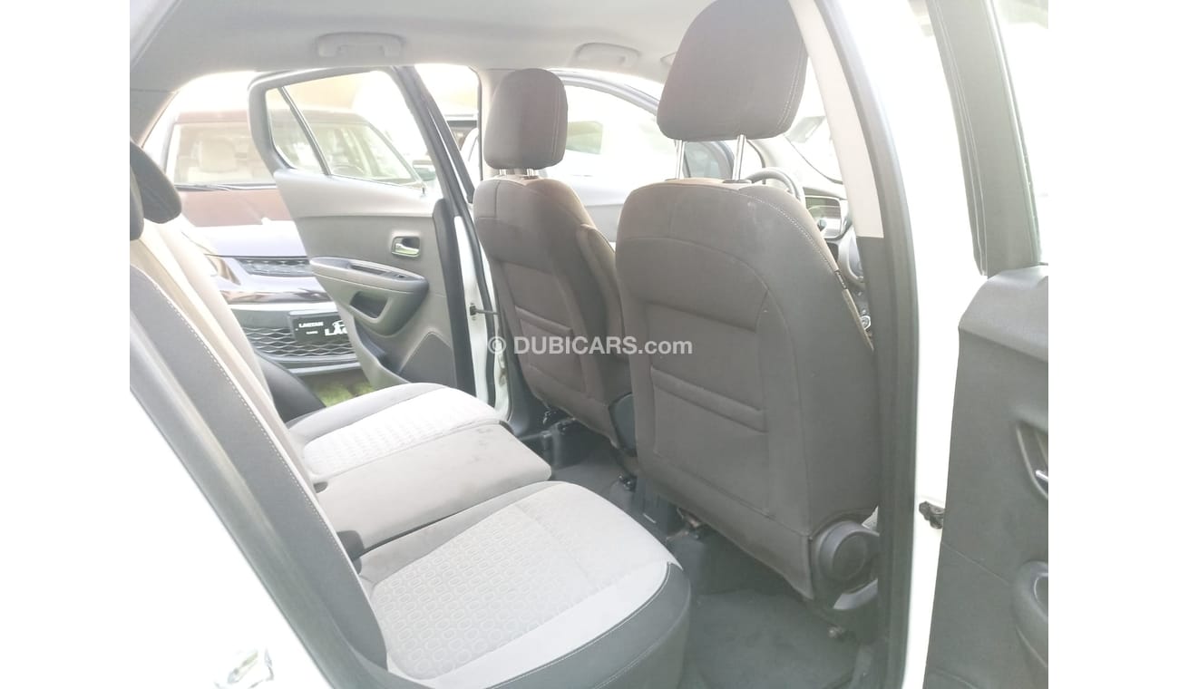 Used Chevrolet Trax 2015 model GCC, agency dye, cruise control, sensors ...