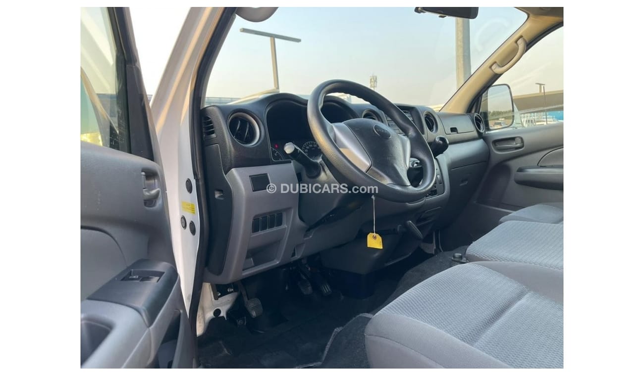 Used Mitsubishi Fuso 2016 I VAN I Ref#561 2016 for sale in Sharjah - 670851