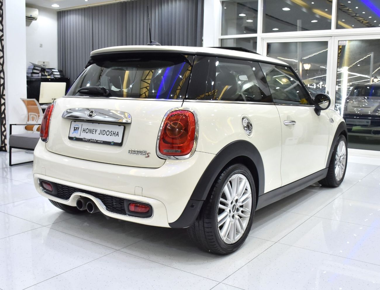 Used EXCELLENT DEAL for our Mini Cooper S ( 2014 Model ) in White Color ...