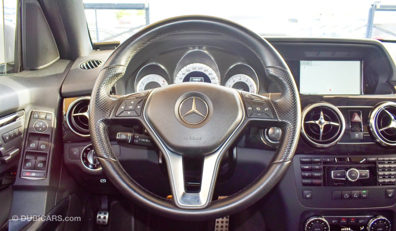 Used Mercedes-Benz GLK 350 4Matic 2016 for sale in Dubai - 621297