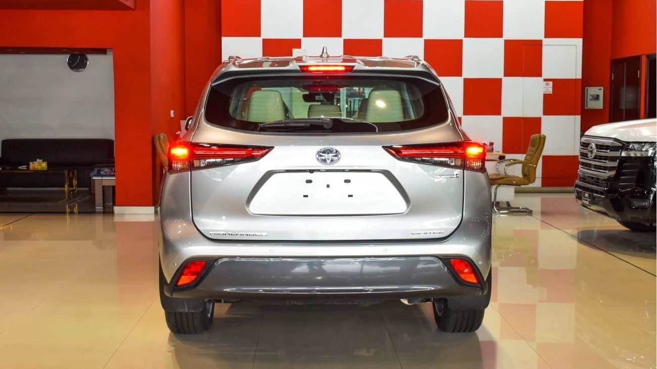 New Toyota Highlander 2023 for sale in Dubai - 702379