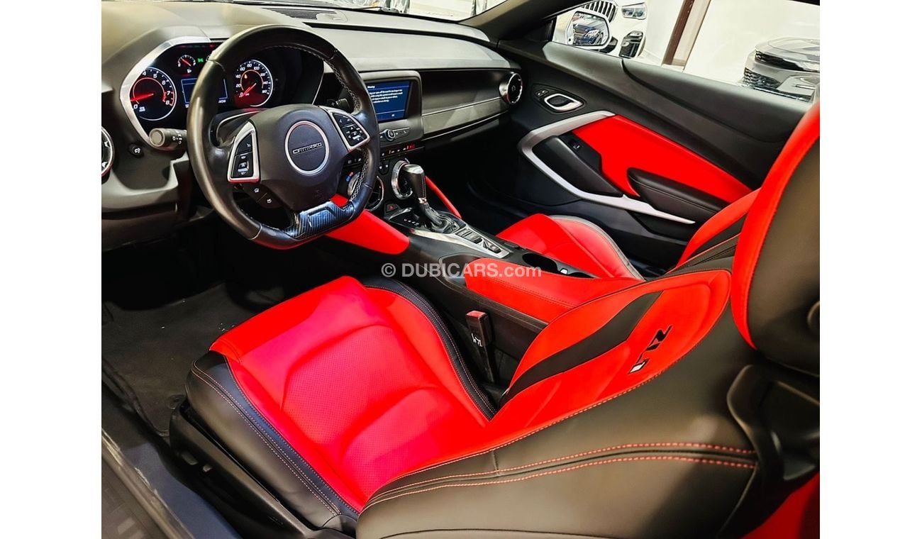 Used Chevrolet Camaro LT2 2019 for sale in Dubai - 655933