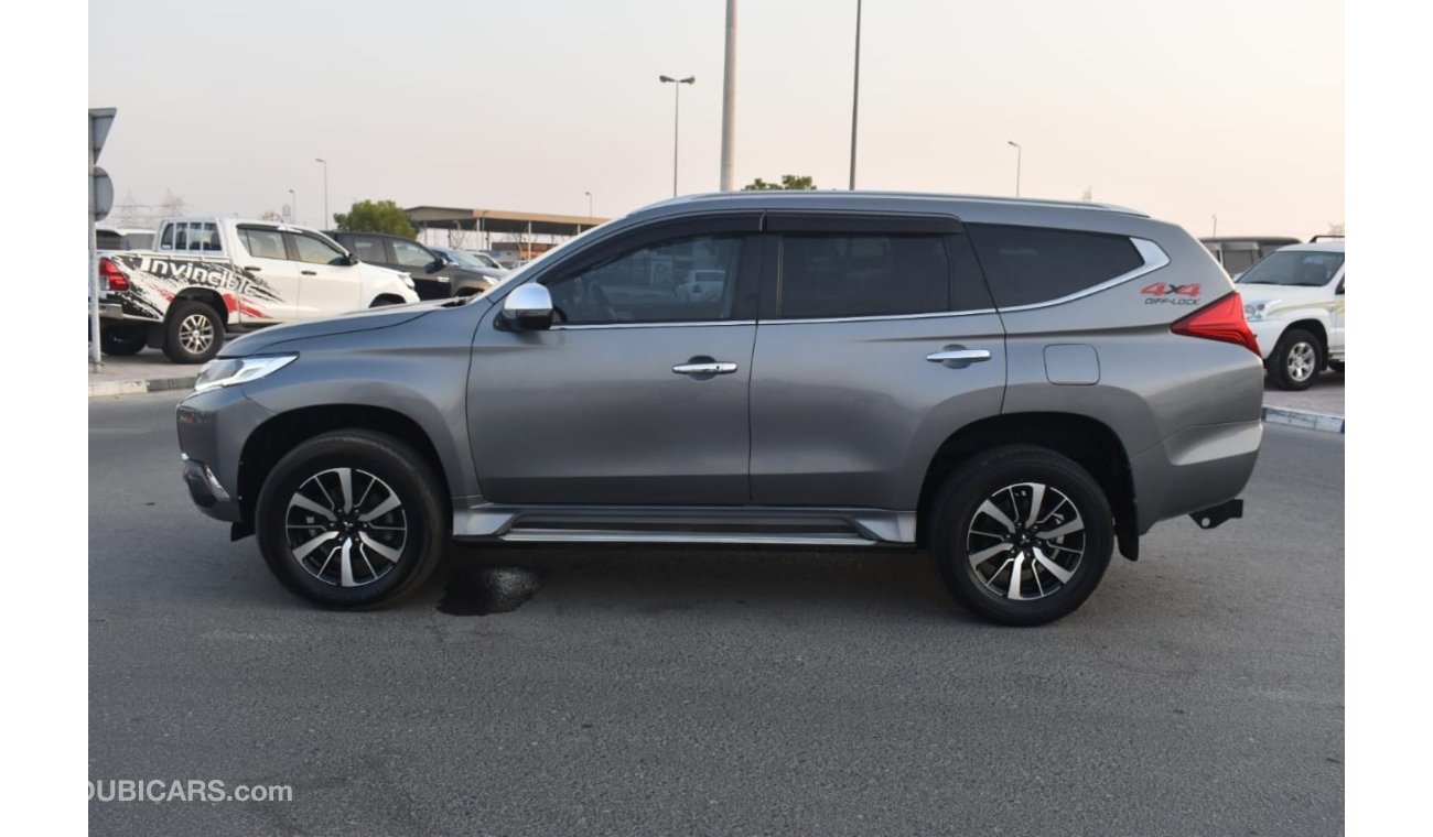 Used Mitsubishi Pajero diesel right hand drive grey color 2.4L year ...