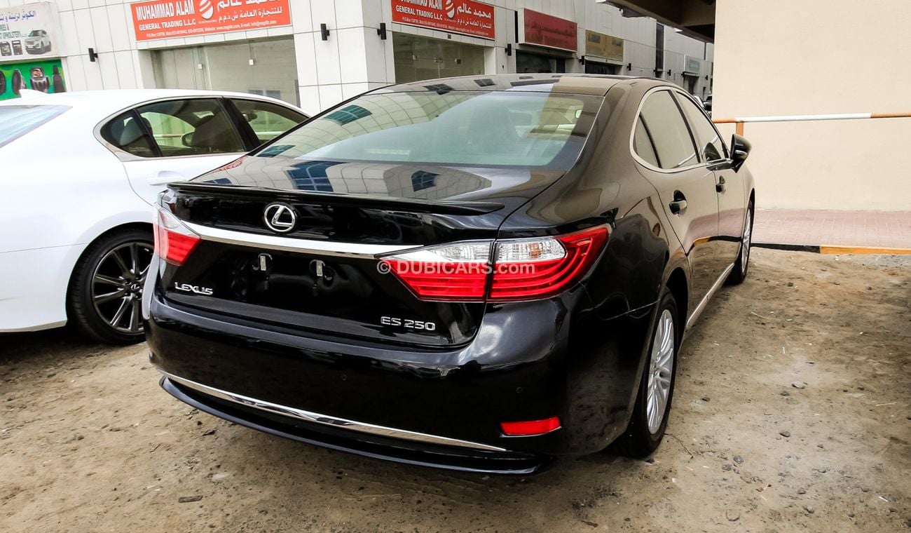New Lexus ES250 2015 for sale in Dubai - 40627
