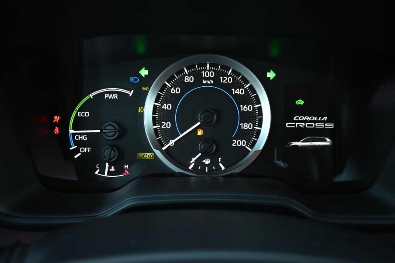 New Toyota Corolla Cross Hybrid XLE 1.8L Automatic 2024 for sale in ...