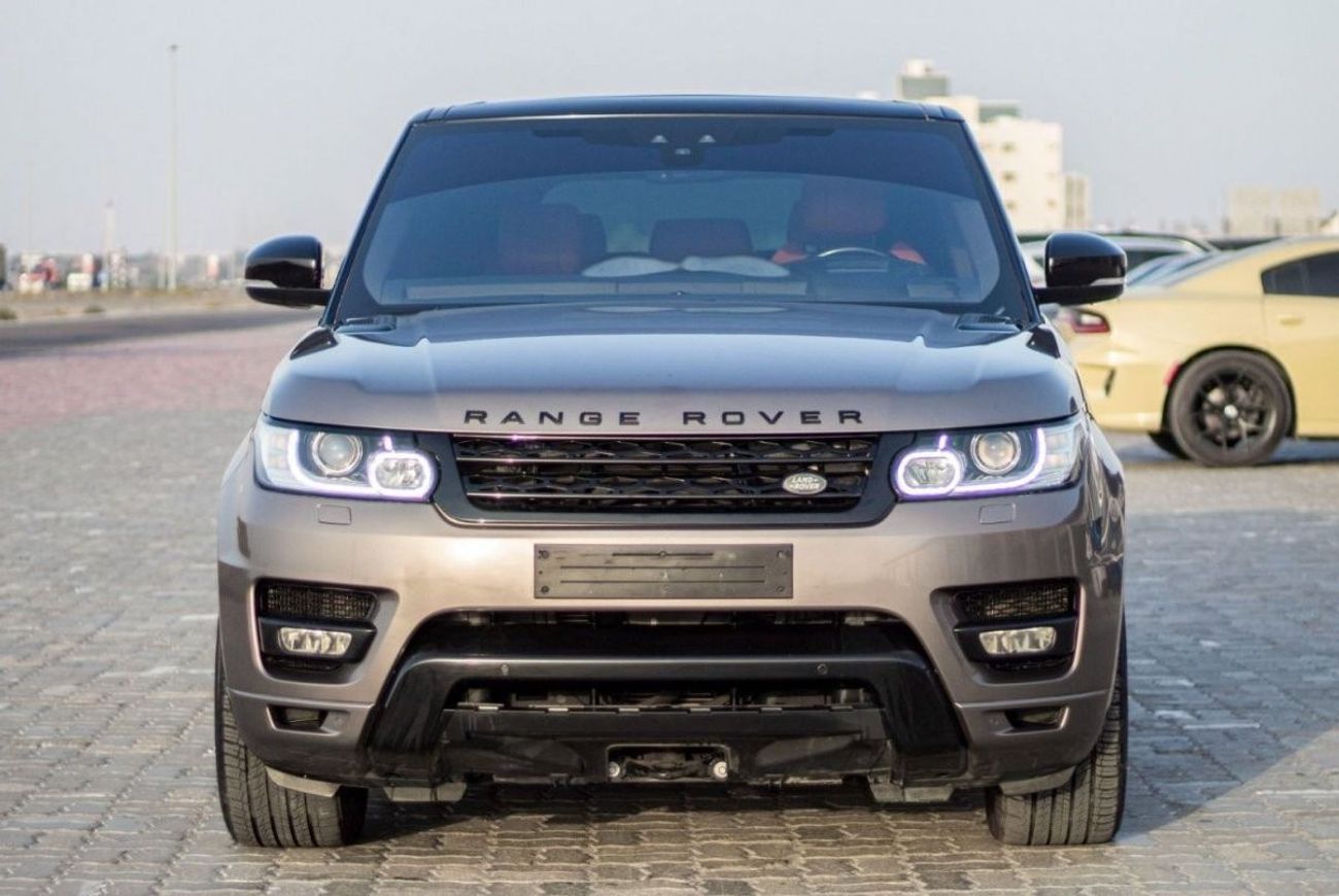 Used Land Rover Range Rover Sport HSE 2017 for sale in Dubai - 651694