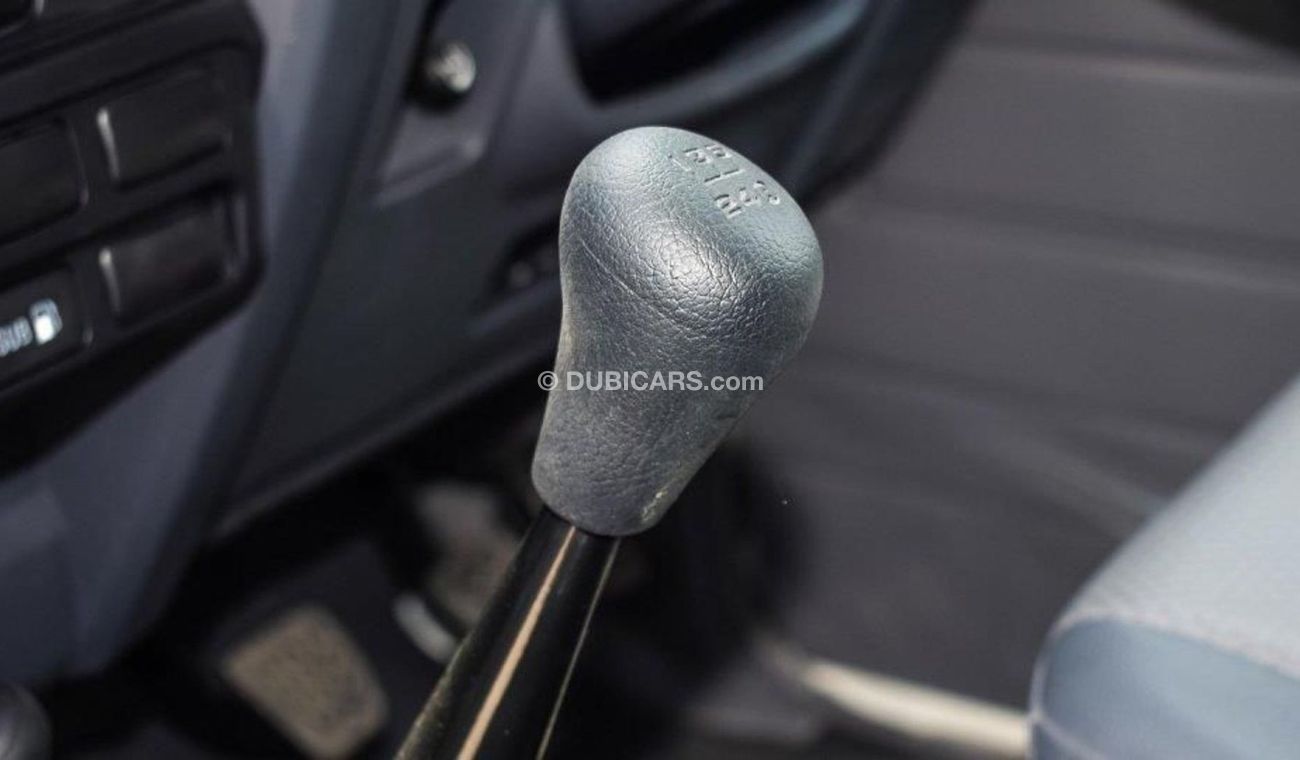 New Toyota Land Cruiser 70 AMBULANCE DIESEL 2020 (RHD) (VC: 4YN) 2020 ...