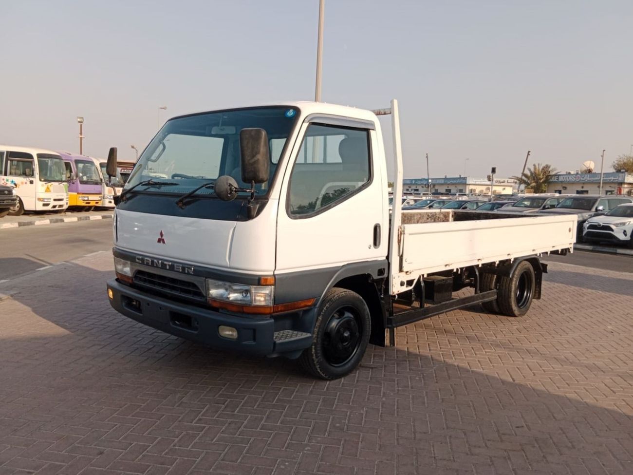 Used Mitsubishi Fuso Canter Mitsubishi Canter Truck Right Hand Drive ...