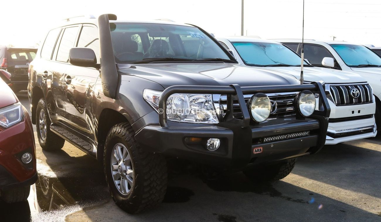 Used Toyota Land Cruiser GXL V8 2009 for sale in Dubai - 340903
