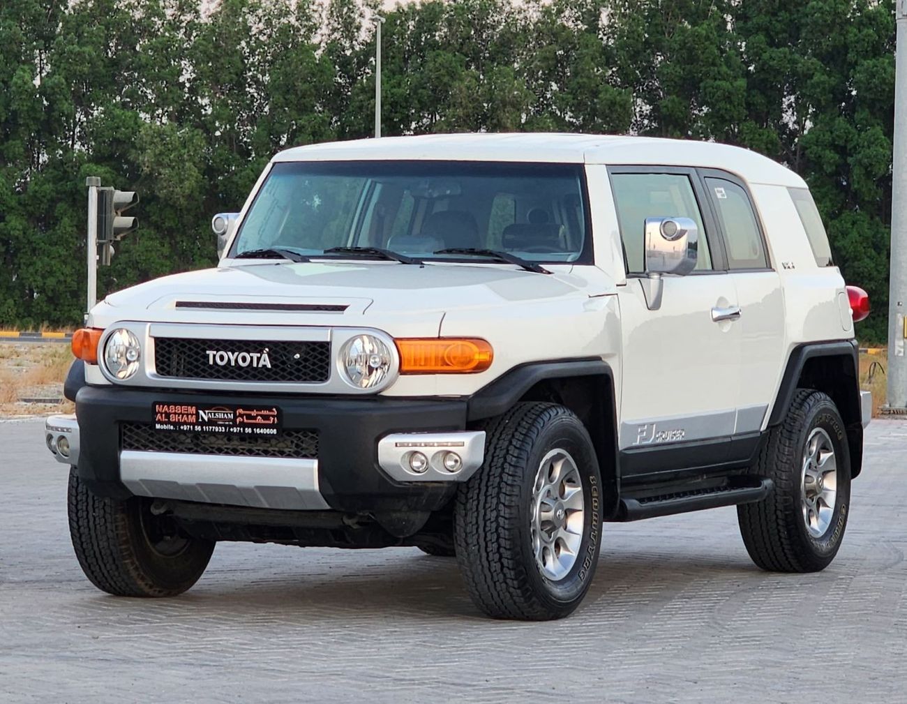 Used Toyota FJ Cruiser Top 2013 for sale in Sharjah - 782685