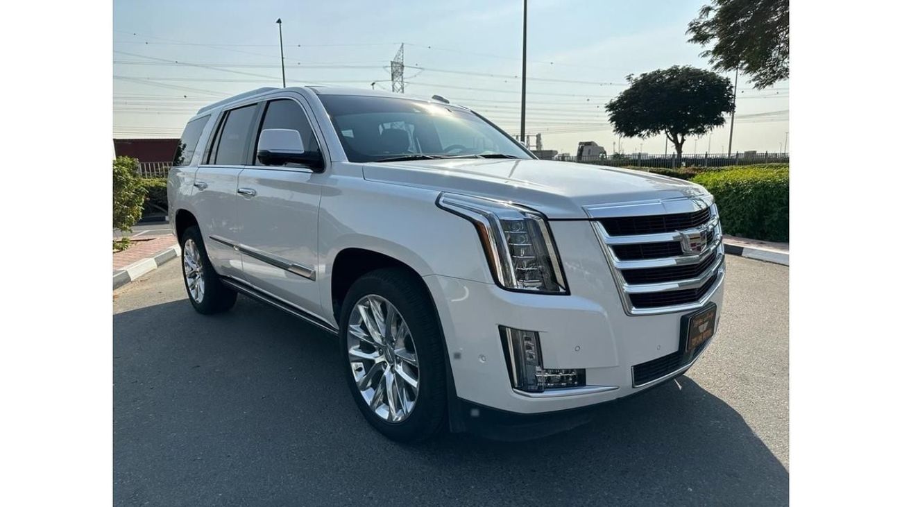 Used Cadillac Escalade Std 2020 for sale in Dubai - 706922