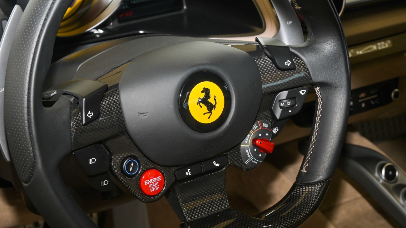 Used Ferrari 812 Superfast 2020 for sale in Dubai - 709016