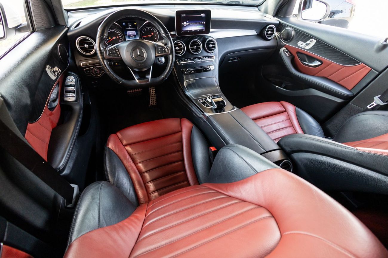 Used Mercedes-Benz GLC 250 AMG 2.0L 2019 for sale in Dubai - 900737