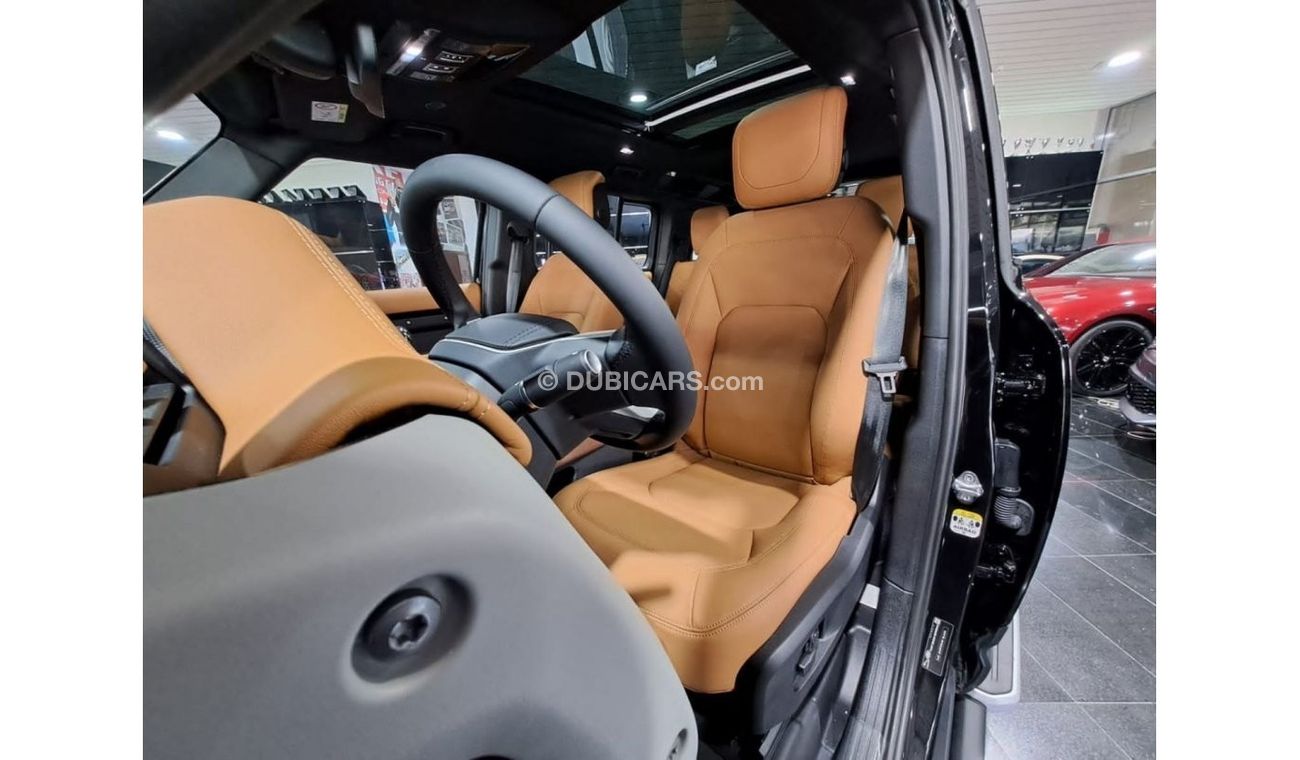 Used Land Rover Defender HSE 110 P400 2023 for sale in Dubai - 564916