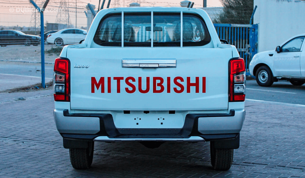 New Mitsubishi L200 P DC 4WD 2.5L 4WD CHROME MT 2023 for sale in Dubai ...