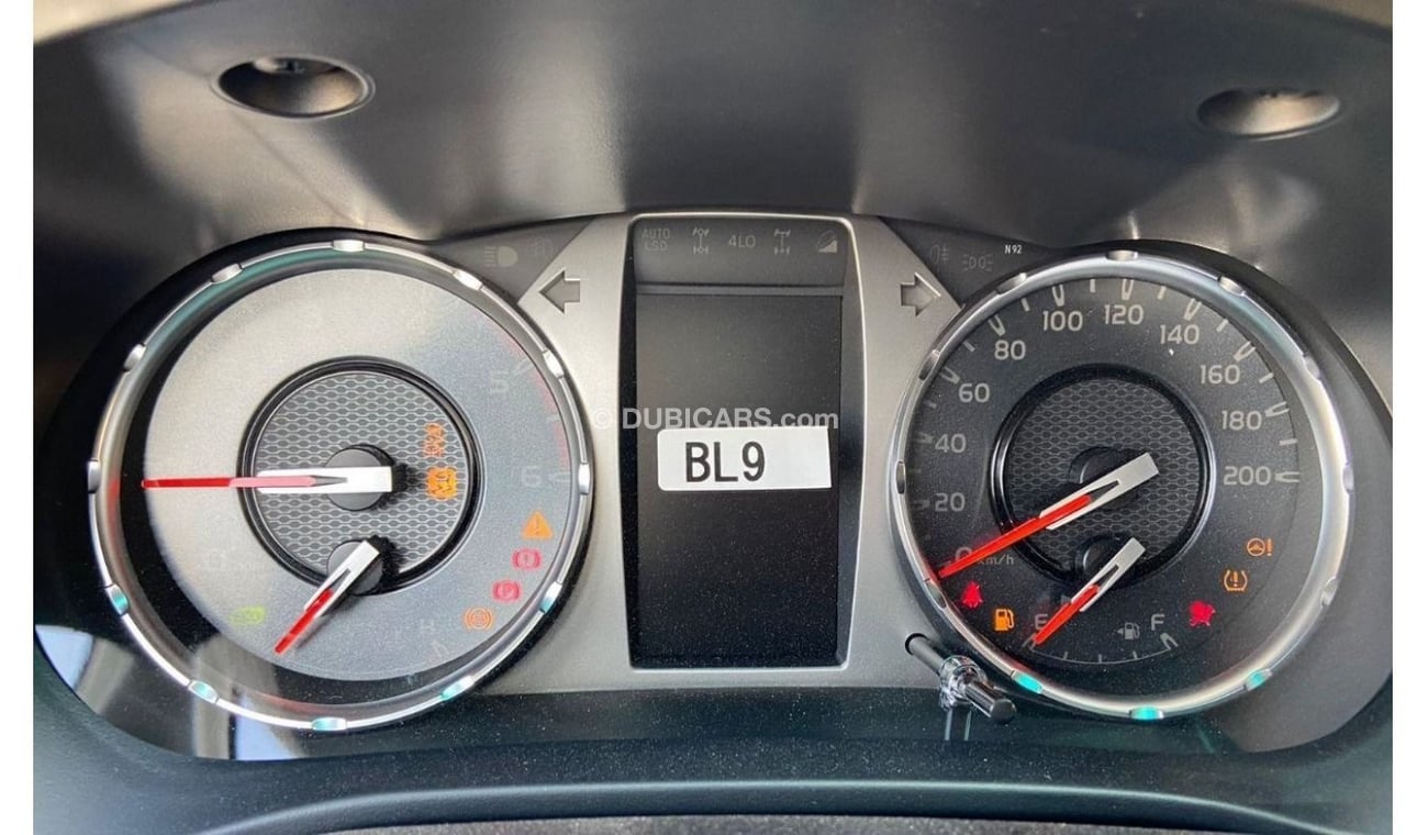 New Toyota Hilux 2.8 DIESEL DC 4X4 6AT GR-S 4 CAMERA FOR EXPORT 2023 for sale in Dubai - 689953